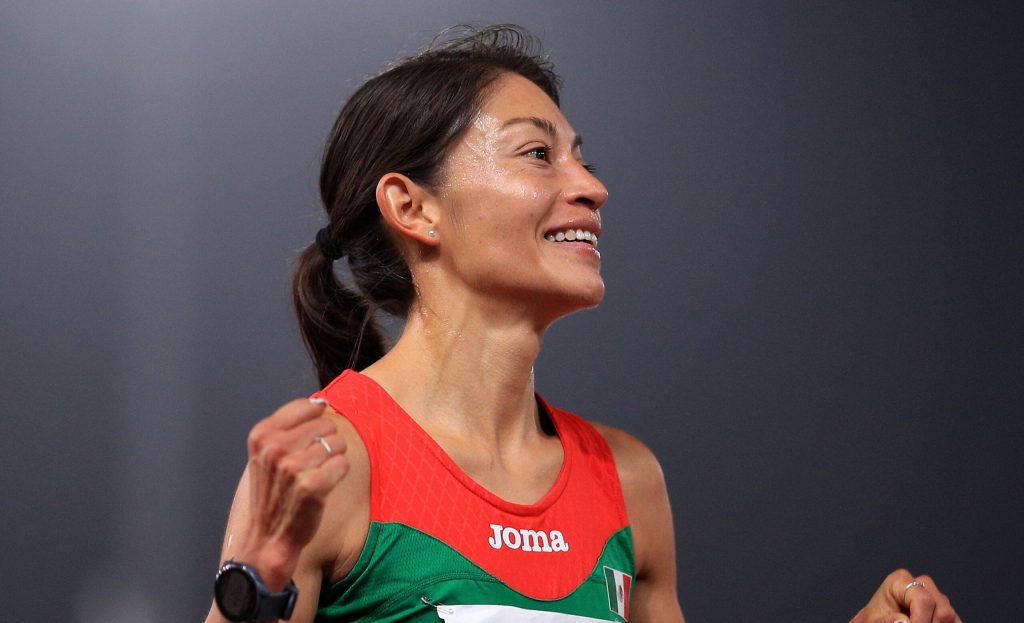 5000 metros: Laura Galván establece un nuevo récord nacional - Más Aire